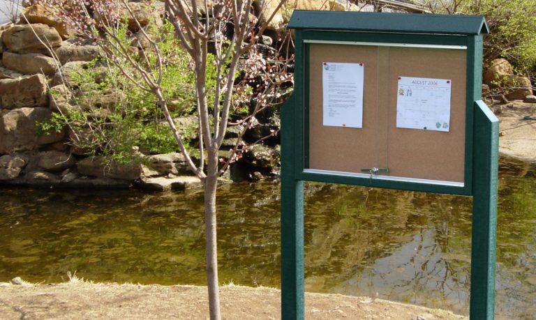 Recycled Plastic Message Center - Medium - Park Warehouse