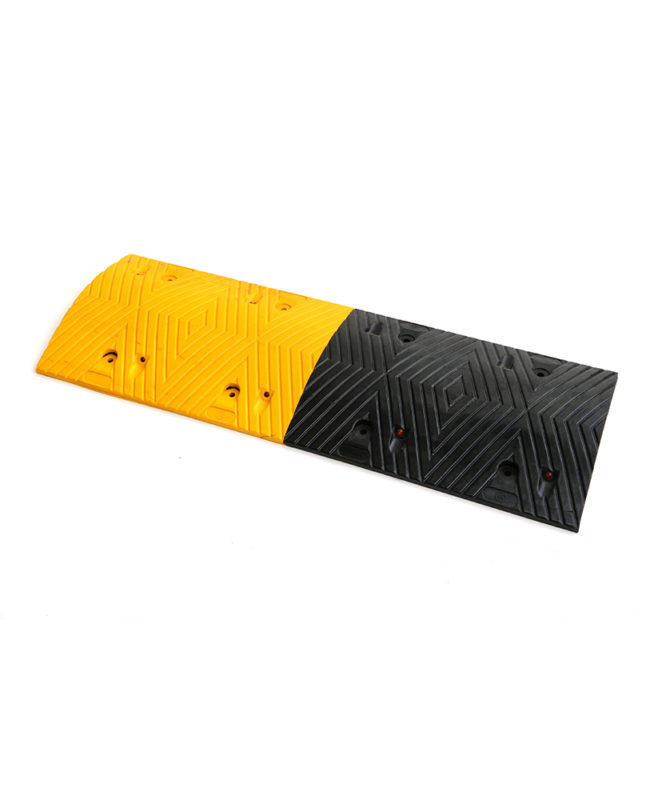 Speed Bump - Molded Rubber - 5-10 MPH - 13.5" Wide x 2" Tall - Park ...